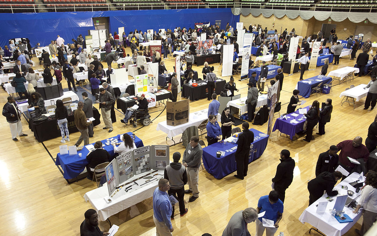 10 Steps You Need to Know for Career Fair | Voices of Variety